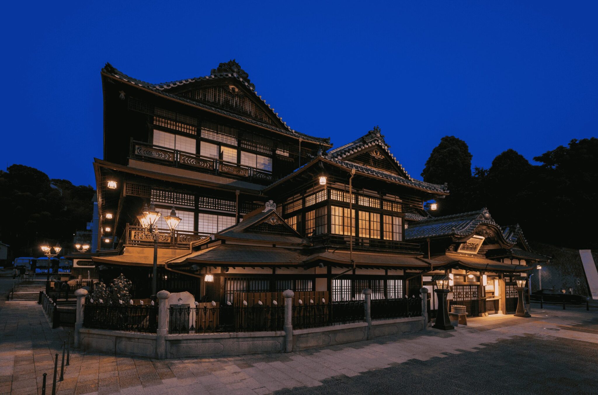Dogo Onsen: Oldest Hot Spring Onsen in Japan - 忍者体験カフェ大阪・京都・東京(原宿・浅草 ...